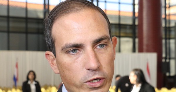 La Nación / Rasmussen: “Se creó una mayoría para presentar pérdida de ...