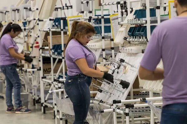 Exportación de maquila alcanzó US$ 87 millones - Economía - ABC Color