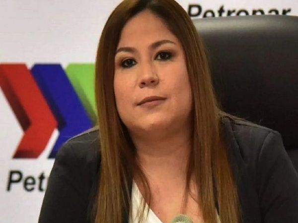 Tribunal dicta orden de captura para Patricia Samudio y su esposo - La ... Tribunal dicta orden de captura para Patricia Samudio y su esposo - La ...